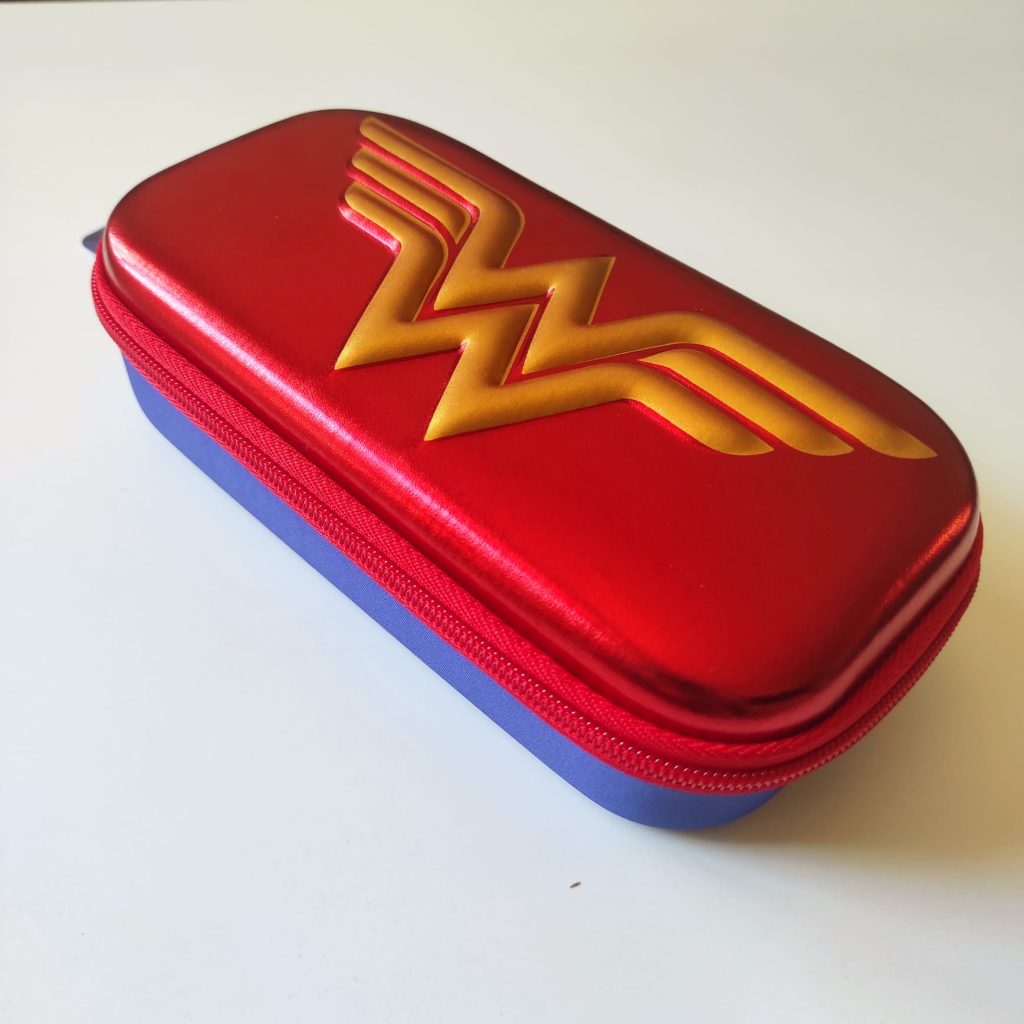 Cartuchera Mooving Wonder Woman Box – Ameli Papeleria